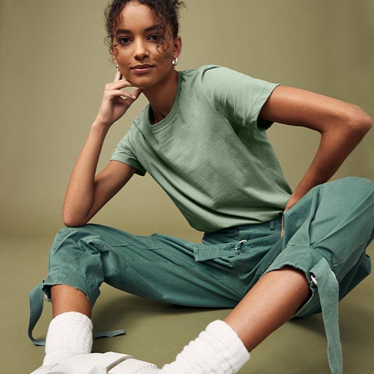 About Us | Wholesale Clothing Distributors | Bulk, Plain Blank T Shirts ...